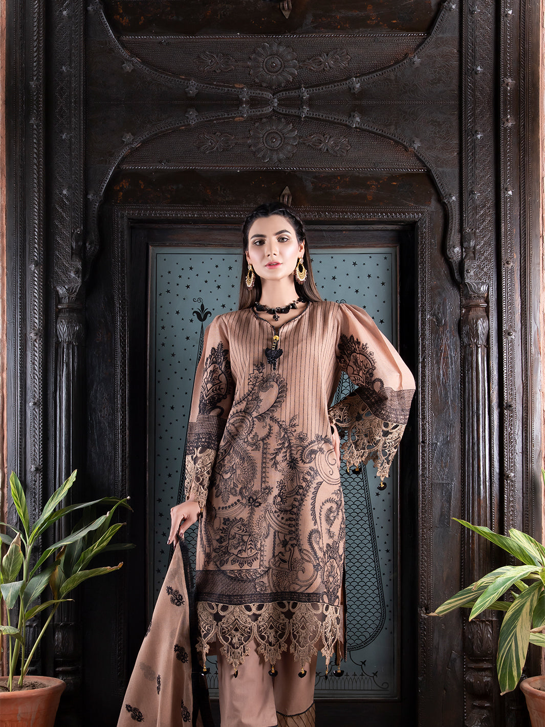 LUXURY FESTIVE – Thames Clothing